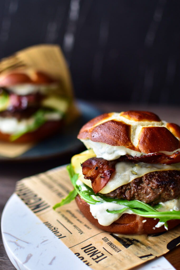 Schmand Burger Rezept – cremig, würzig, gut